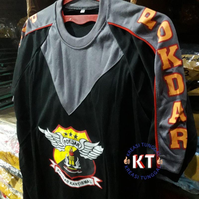 Jual kaos kombinasi pokdar logo tulisan/kaos rehlan pokdar hitam kerah ...