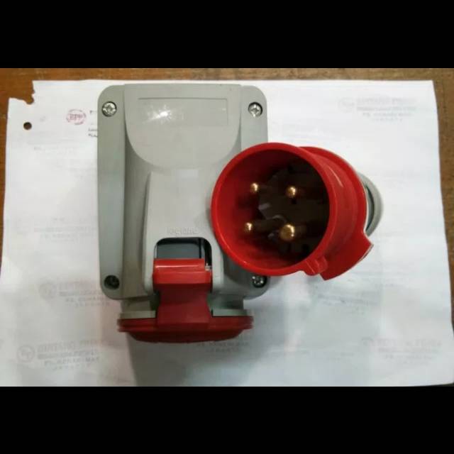 Jual Surface mounting socket + plug mounting 4pole / 4P 16A IP44 merk legrand original | Shopee ...