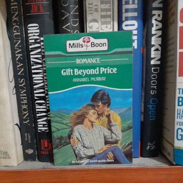 Jual Annabel Murray: Gift Beyond Price (Novel Import) | Shopee Indonesia