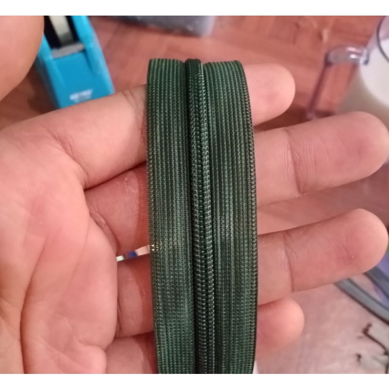 Jual Resleting Jepang Merk BEE ZIPPER 50cm/20" dan 25cm/10" Aneka Warna ...