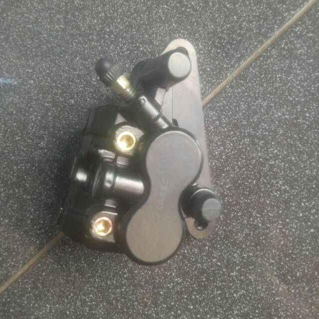 Jual Master rem bawah assy / kaliper supra x / karisma / supra x 125 | Shopee Indonesia