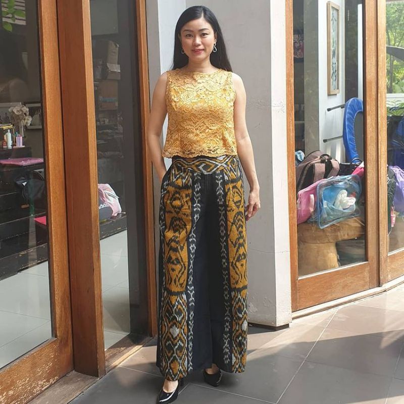 Jual Celana Tenun Etnik Motif Nusantara - Kulot Tenun Wanita - Tenun Motif Sumba - Bawahan Tenun ...