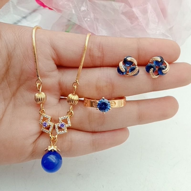 Jual set lapis emas permata biru liontin ready | Shopee Indonesia