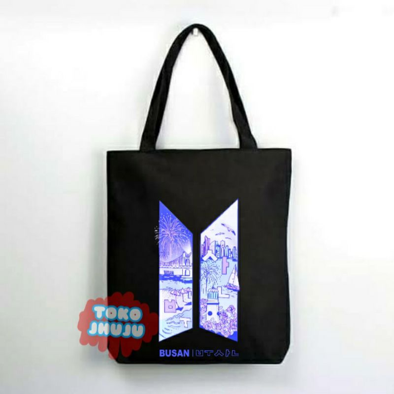 Jual Tas Tote Bag Zipper Busan Bts Logo Besar | Shopee Indonesia
