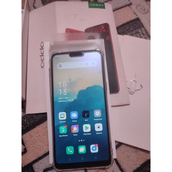 Jual HP OPPO F7 4/64 WARNA SILVER FULLSET (SECOND) | Shopee Indonesia