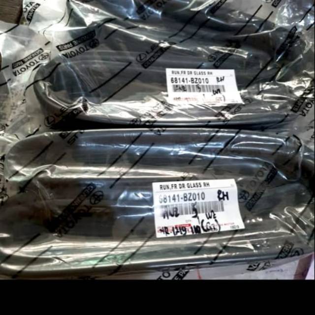 Jual KARET CHANNEL KACA DEPAN KIRI KANAN AVANZA ORIGINAL 68141-BZ010 ...