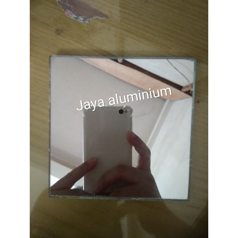Jual Kaca cermin mini 10cm x 10cm | Shopee Indonesia