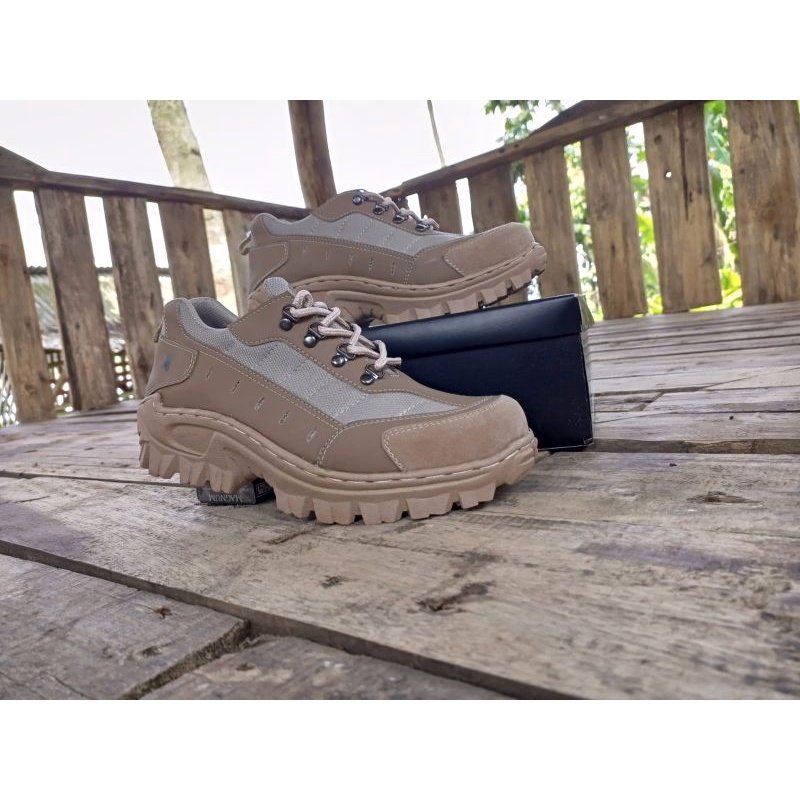 Jual sepatu cat safety ujung besi outdoor | Shopee Indonesia