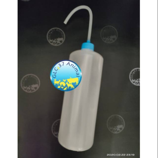 Jual BOTOL SELANG 1 LITER NON SPRAYER UNTUK ISI AIR MINUM HEWAN BURUNG ...