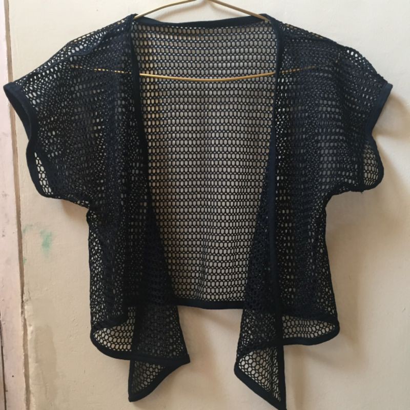 Jual Mesh cardigan crop black (kain jala jala) | Shopee Indonesia