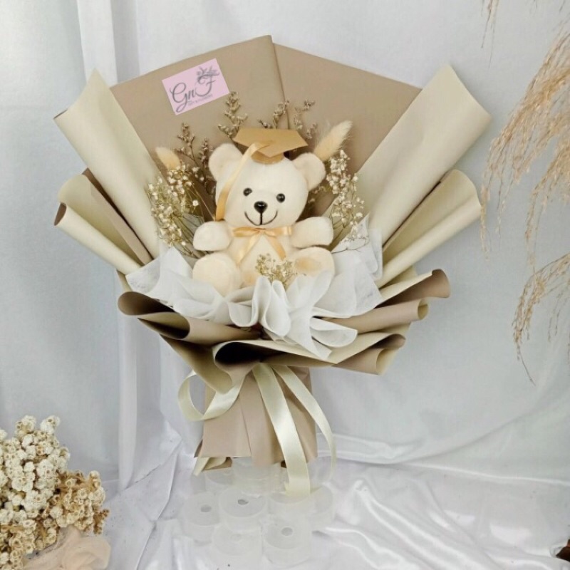 Jual A001 - Bouquet Bunga Dried Flower dan Boneka Wisuda / Bucket Bunga ...