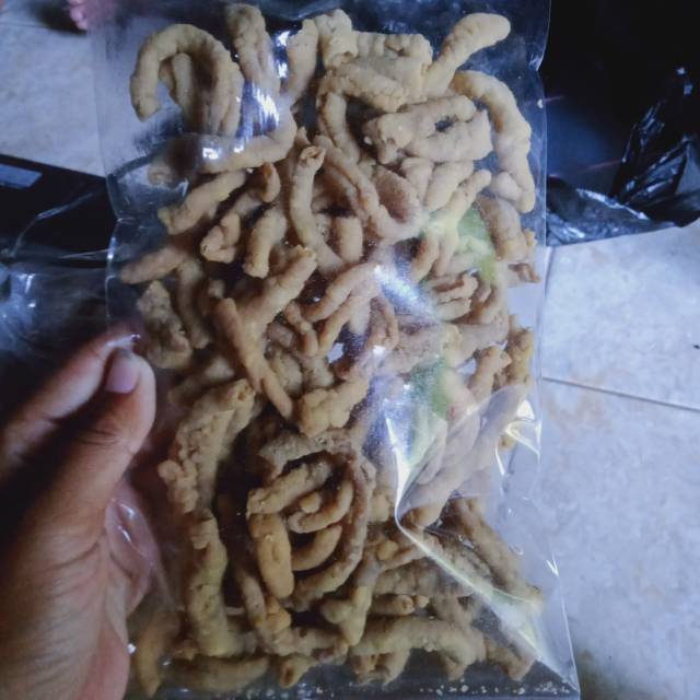 Jual Keripik Usus crispi,renyah,gurih MURAH/200gr | Shopee Indonesia