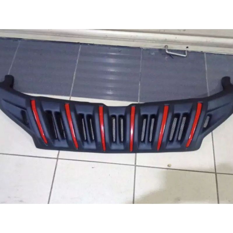 Jual gril xpander custom model Apollo warna hitam doff list merah ...