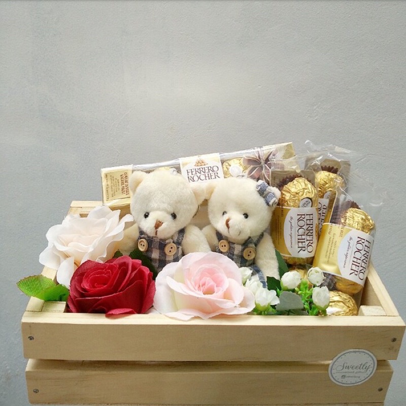 Jual Wooden box kotak kayu penyimpanan serbaguna parcel hampers kayu ...