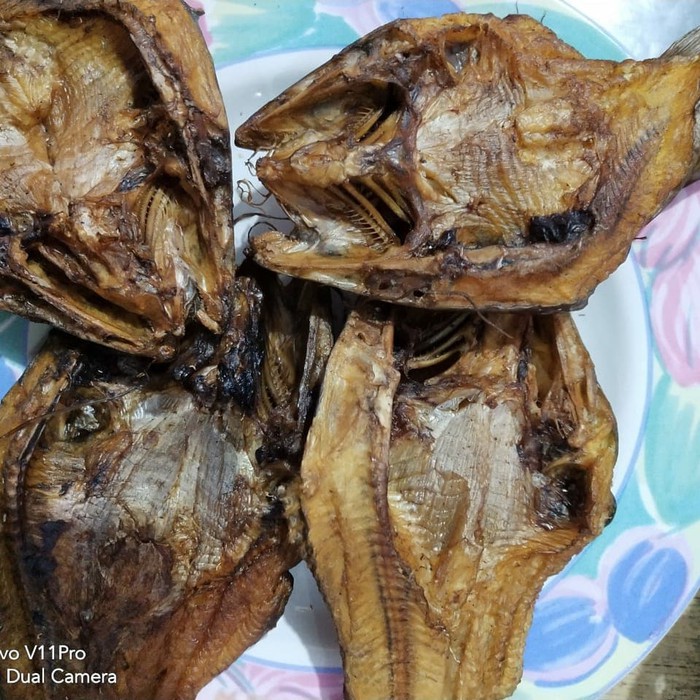 Jual 500 gr ikan asap Nila salai nilai sale nila salay nila | Shopee ...
