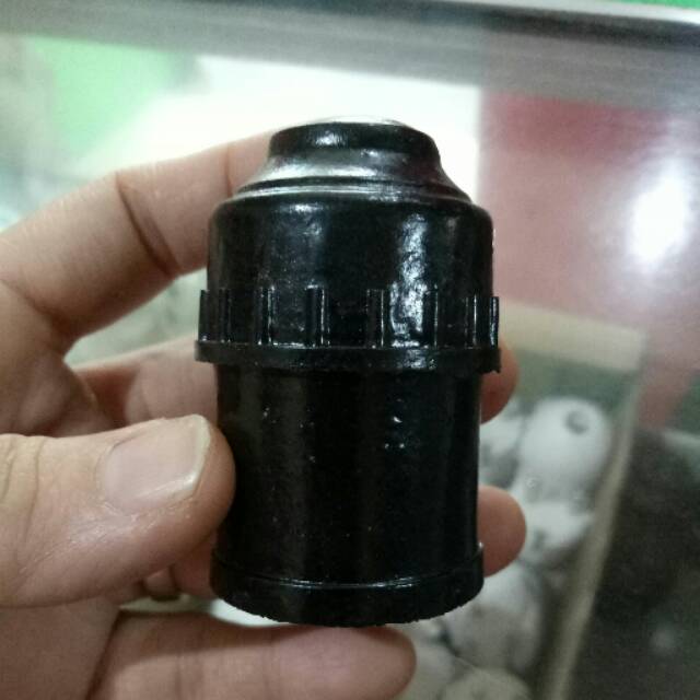 Jual Fitting gantung itami fitting lampu gantung fiting lampu hitam dudukan lampu gantung ...