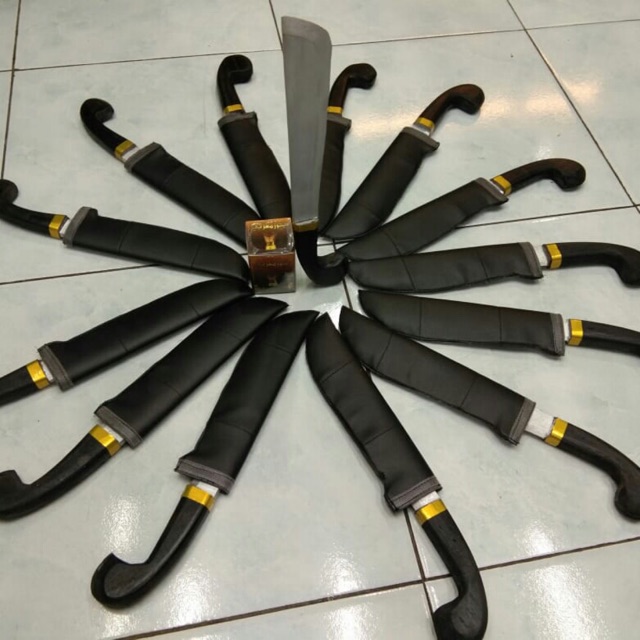 Jual Golok Mainan Accesories Betawi Mainan Anak Golok Latihan Palang ...