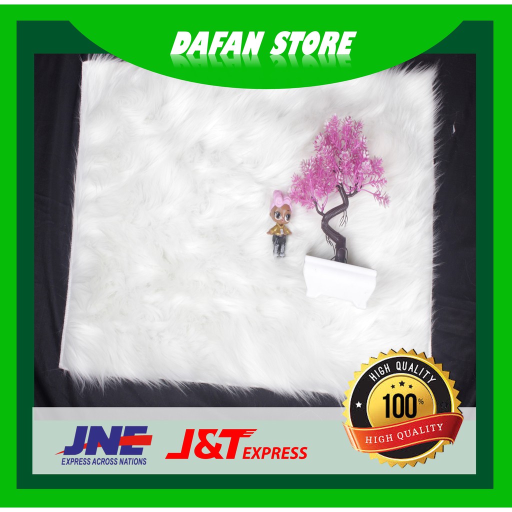 Jual Karpet Bulu Putih Alas Foto Atau Karpet Lembut Ukuran 50x75cm ...