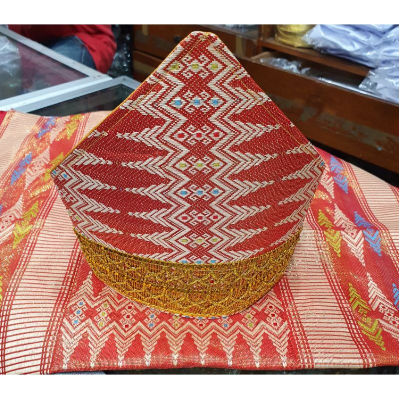 Jual Selempang dan Topi Tanjak Adat Palembang Padang Riau Melayu ...