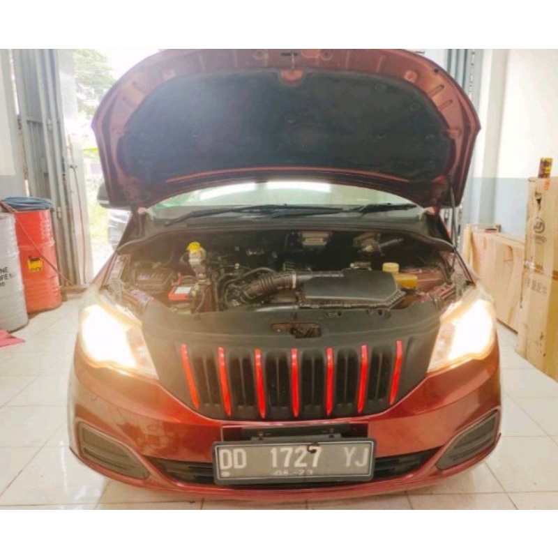 Jual Front Grille / Grill depan wuling confero model prado list Merah ...