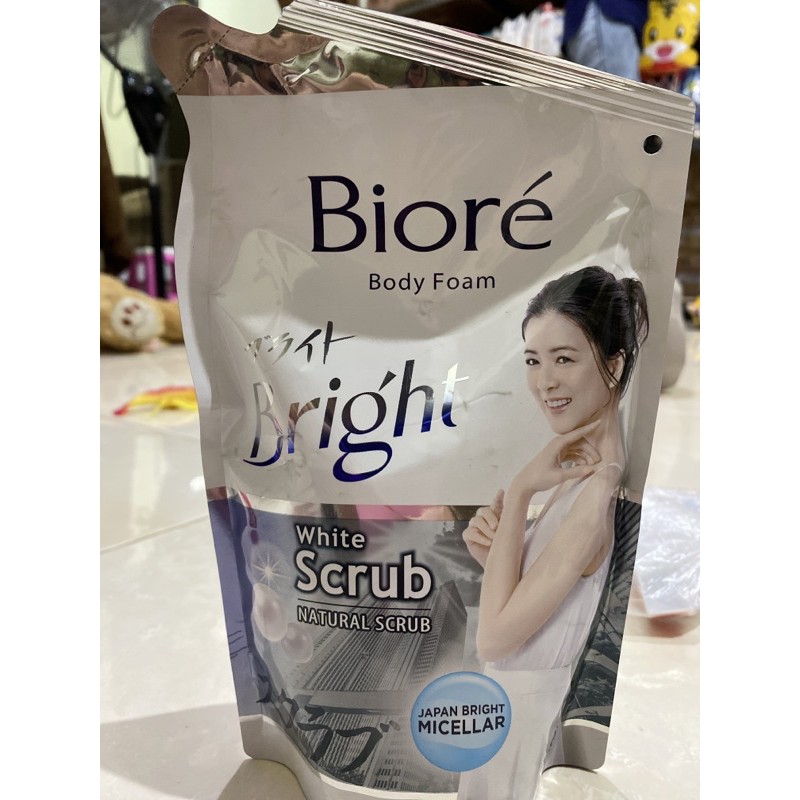 Jual BIORE SABUN CAIR WHITE SCRUB / BIORE SABUN CAIR BRIGHT 450ml ...