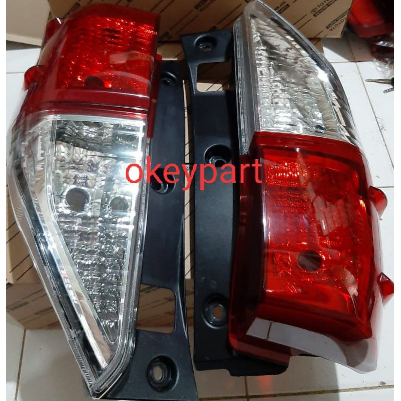 Jual stop lamp atau lampu stop Innova reborn ORIGINAL | Shopee Indonesia