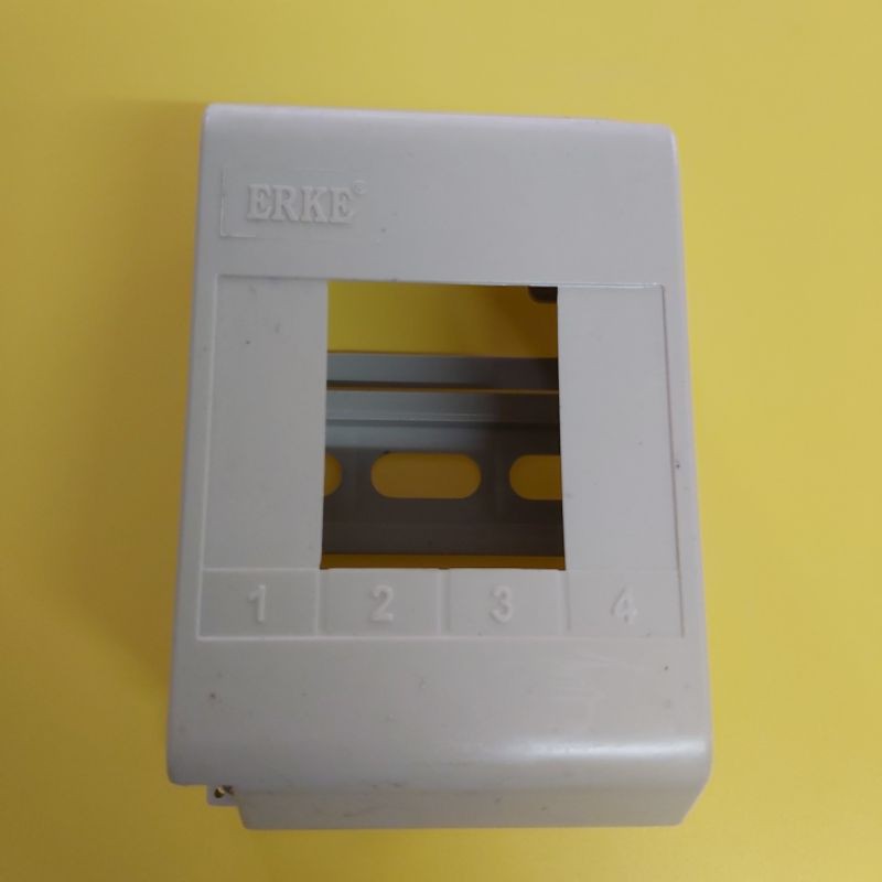 Jual BOX MCB OUTBOW 2 LOBANG 4 GROUP LUAR TEMBOK SERBAGUNA / Kotak MCB ...