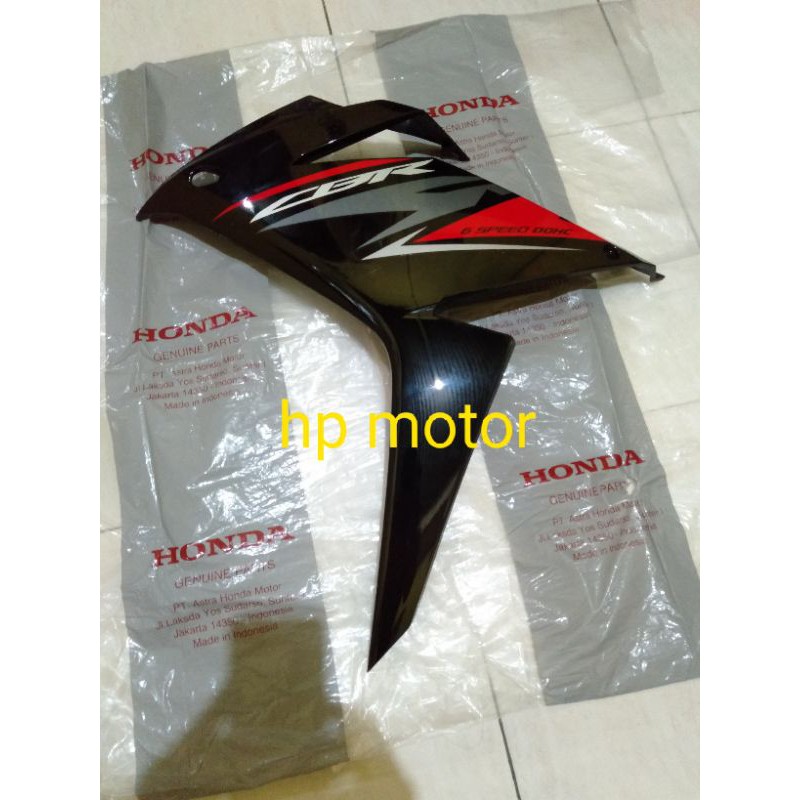 Jual COVER SAYAP SAMPING KIRI CBR150R HITAM PLUS STICKER 64410-K45 ...