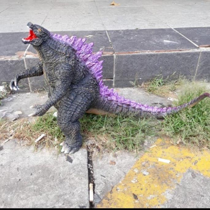 Jual Monster Legendary Godzilla Roar Monsterverse Action Figure Jumbo ...