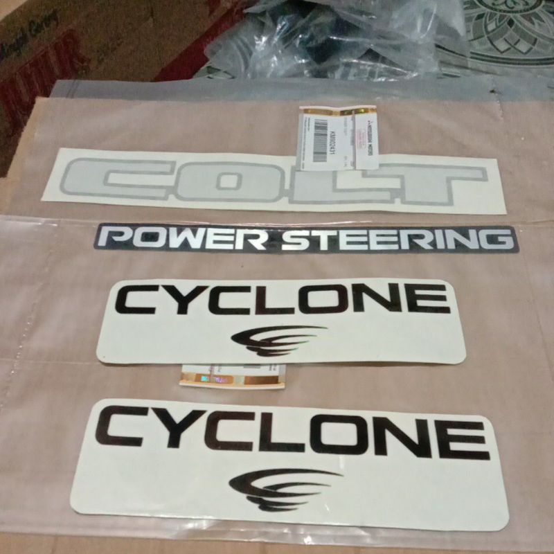 Jual Stiker colt L300 satu set 4biji original MITSUBISHI | Shopee Indonesia
