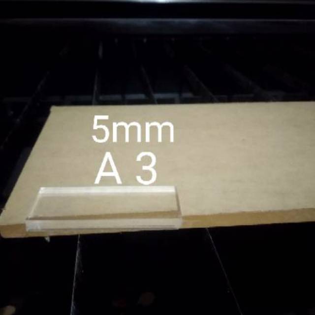 Jual Acrylic akrilik lembaran 5mm bening Ukuran A 3 (42x30cm) | Shopee ...