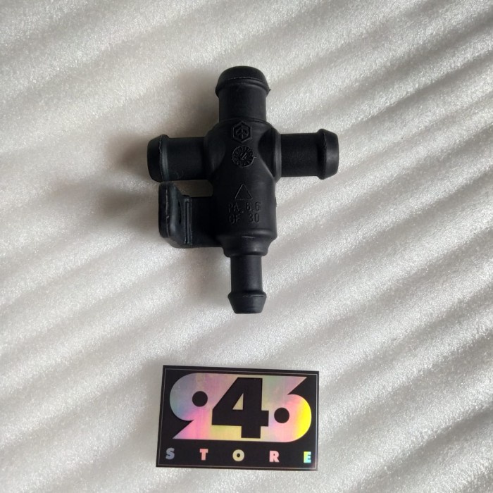 Jual SPLITTER RADIATOR VESPA GTS / GTV 250 300 ORIGINAL | Shopee Indonesia