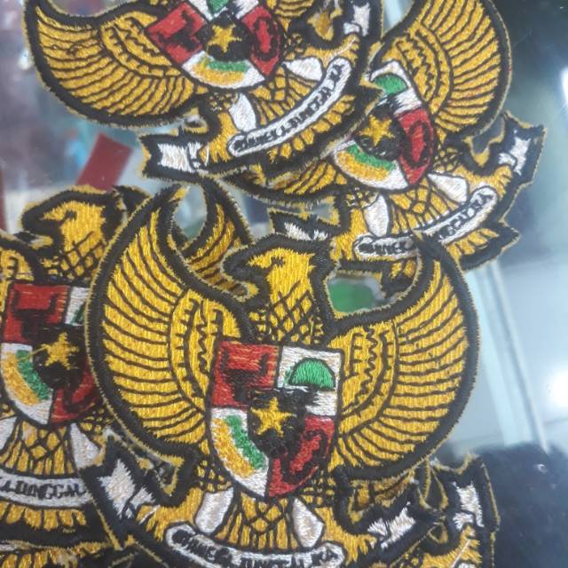 Jual PATCH BET GARUDA / LOGO / BORDIR / EMBLEM / ATRIBUT | Shopee Indonesia