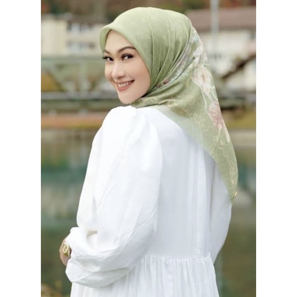 Jual nada si buttonscarves (sold) | Shopee Indonesia