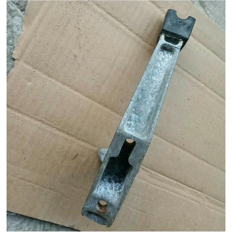 Jual TIANG CAGAK BAN SEREP VESPA SUPER ORIGINALE STOK LAWAS LIMITED ...