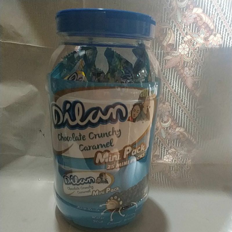 Jual Gery Dilan chocolate crunchy caramel mini pack 25@9,5grm | Shopee ...