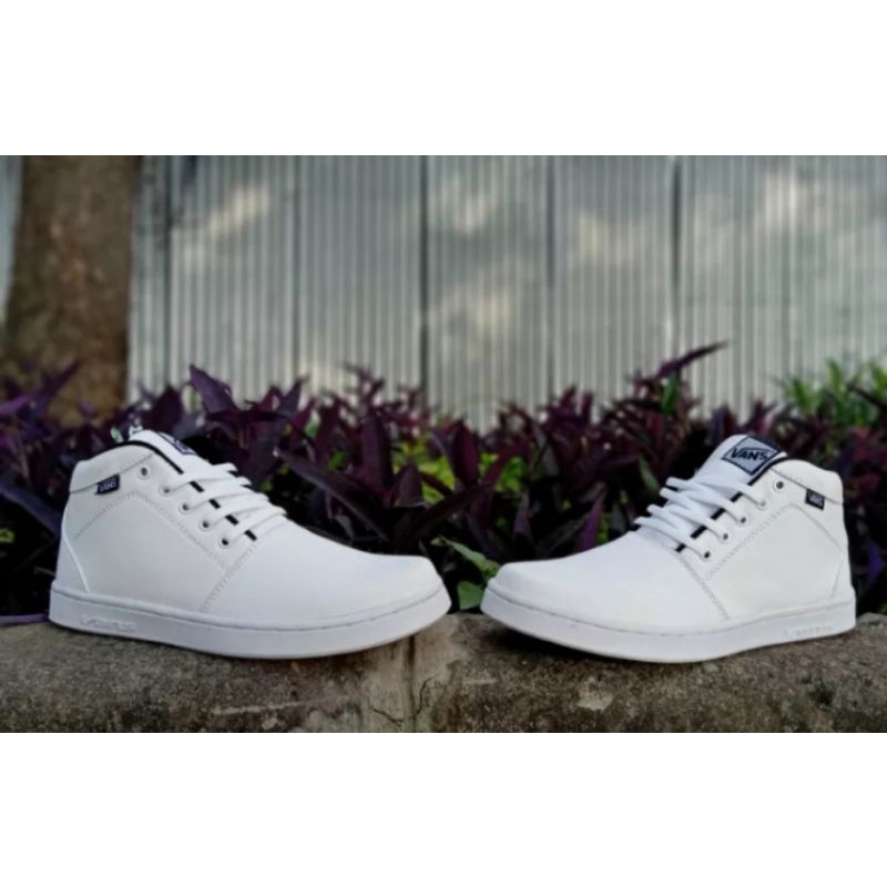 Jual SNEAKERS PRIA V4NS SEMI BOOT SEPATU PUTIH TERBARU KASUAL | Shopee ...