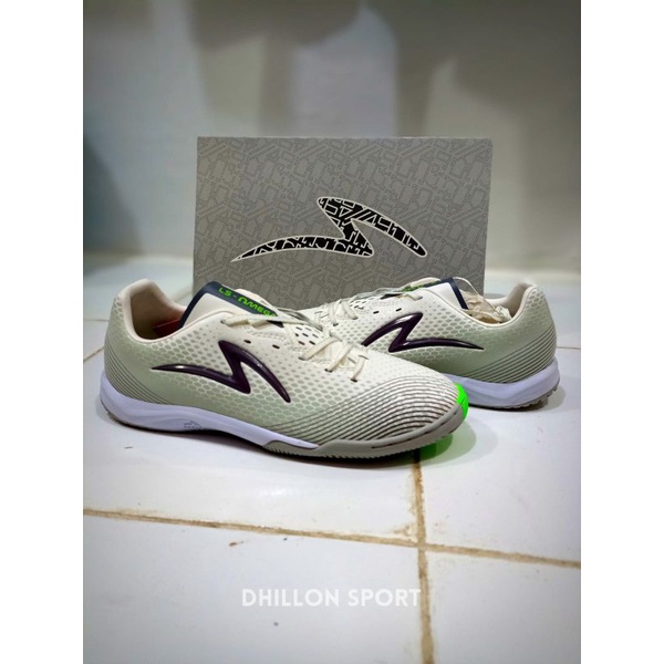 Jual Sepatu futsal specs LS OMEGA RUNTUBOY IN | Shopee Indonesia