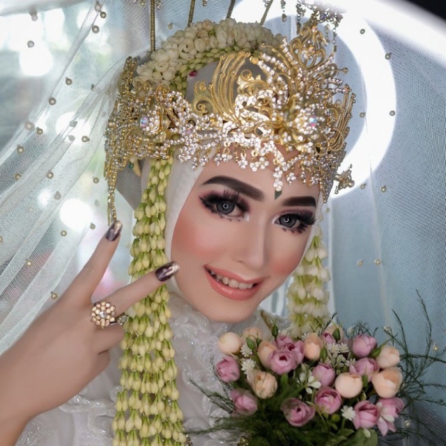 Jual siger citra kirana singer citra kirana mahkota citra kirana ...