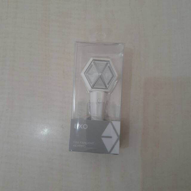 Jual EXO MINI FANLIGHT KEYRING (OFFICIAL) | Shopee Indonesia