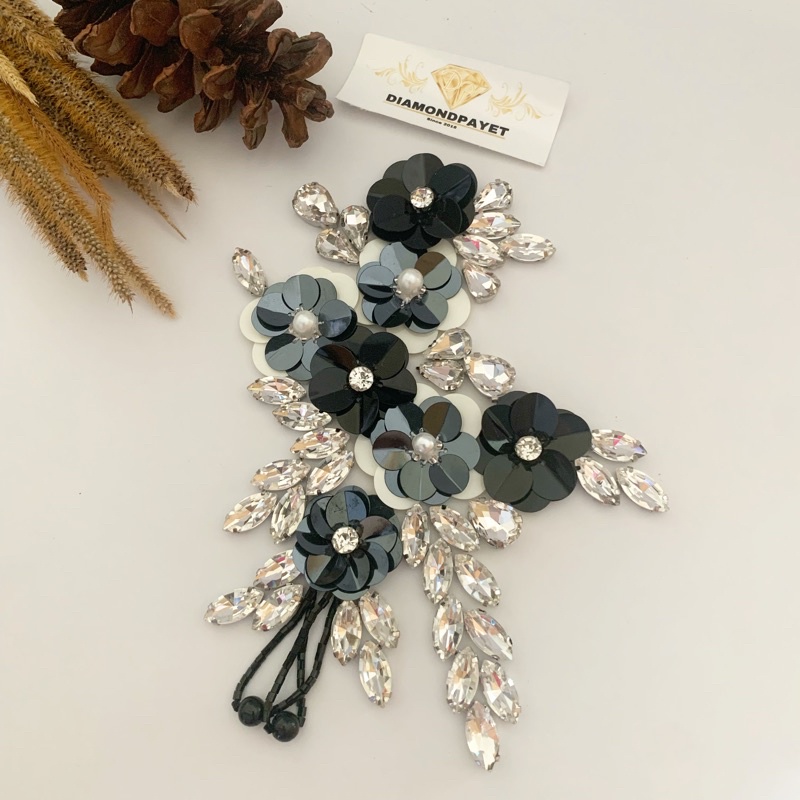 Jual Payet Rangkai Bahu/Pinggang Bunga 3d hitam clear | Shopee Indonesia
