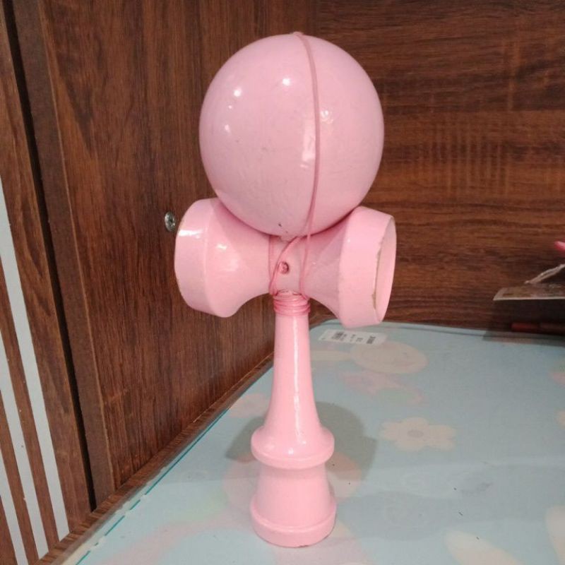 Jual Kendama kayu - pink muda - standard (preloved) | Shopee Indonesia