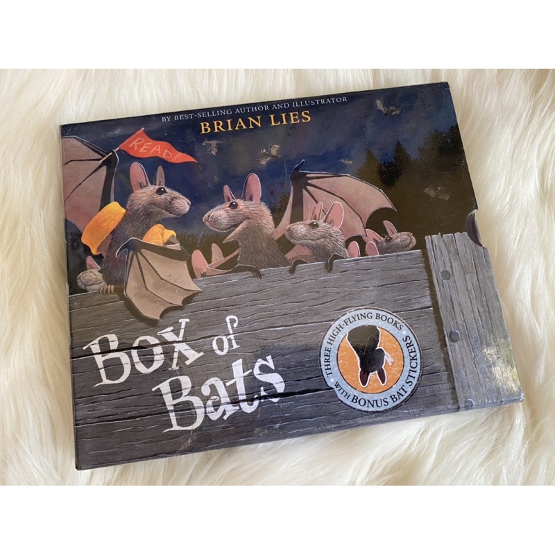 Jual Box of Bats (Brian Lies) | Shopee Indonesia
