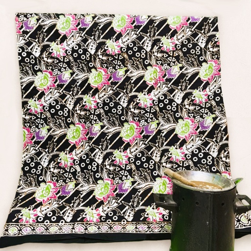 Jual Batik Kontemporer Motif Bangun Datar Bunga (Cap Colet Pecah ...