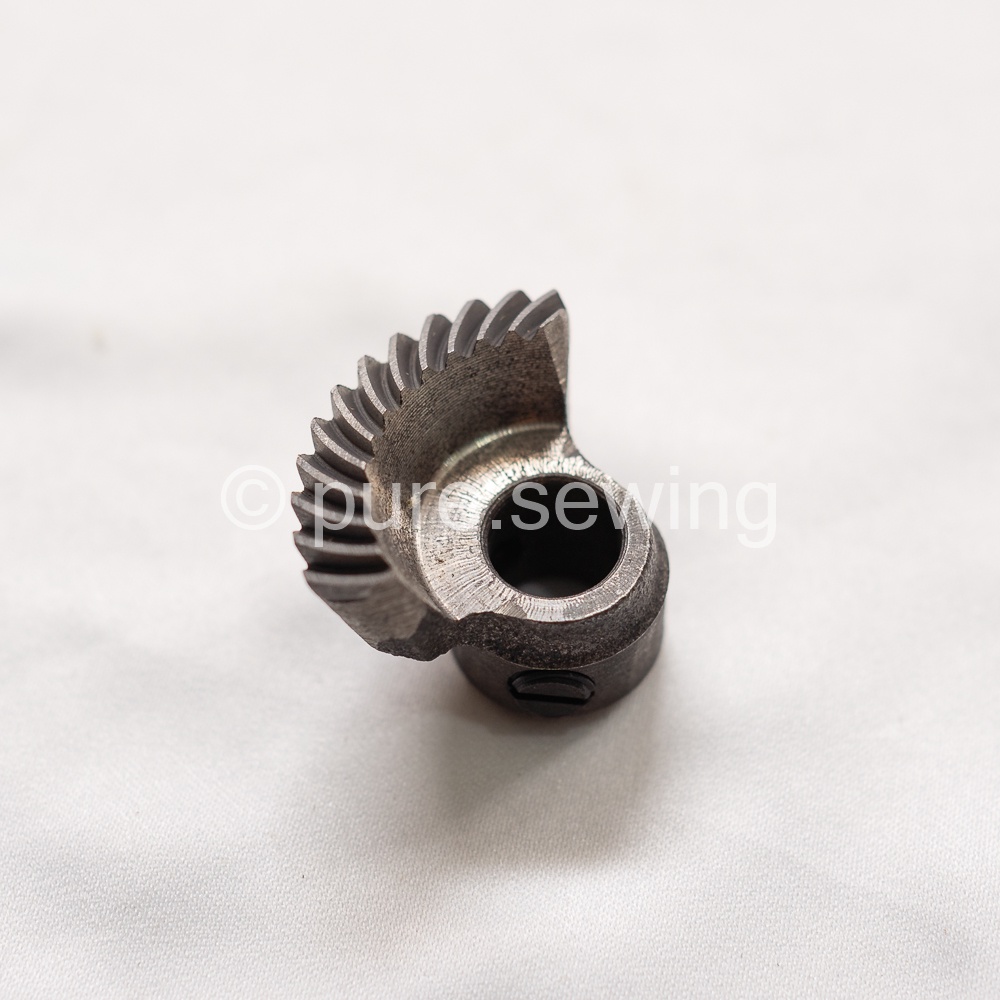 Jual Gear Besar Mesin jahit Zig Zag Janome Seri 672 680 | Shopee Indonesia