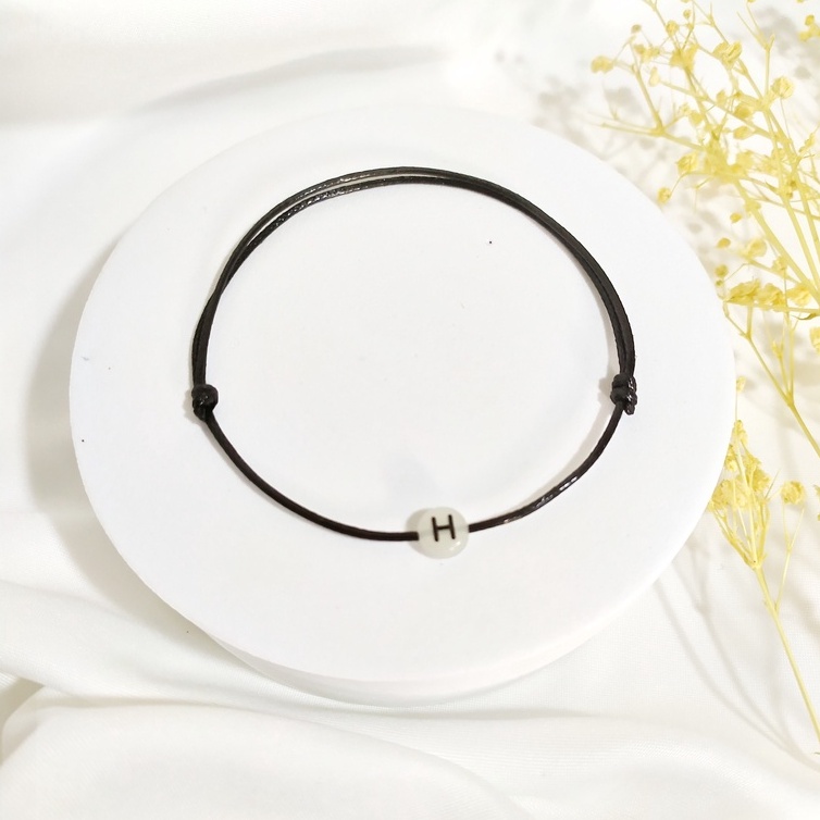 Jual GELANG INISIAL HURUF GLOW IN THE DARK BISA NYALA TEMPAT GELAP ...