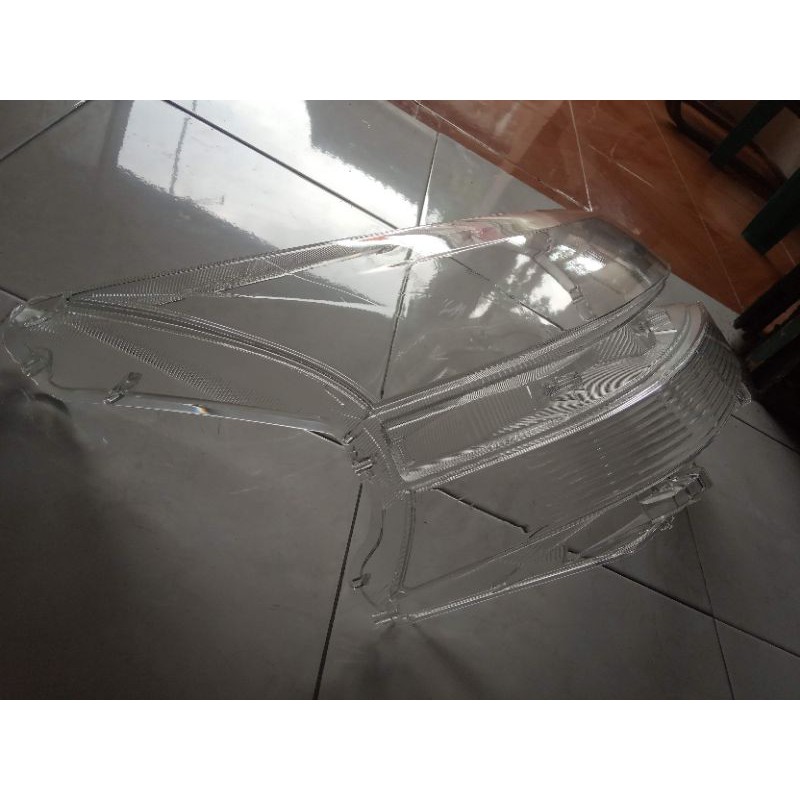 Jual mika headlamp new Avanza Xenia Veloz 2019up ori lelangan tanpa kemasan | Shopee Indonesia