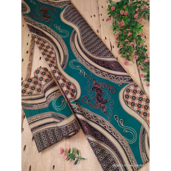 Jual KAIN BATIK WARNA HIJAU IJO BATIK PRINT TOSCA SERAGAM BRIDESMAID ...