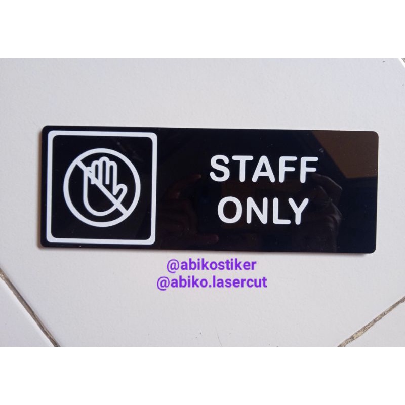 Jual staff only sign board ukuran 8x22 cm - papan logo staff only ...