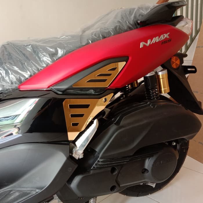 Jual all new nmax 2020 - paket hemat - Gold side garnish | Shopee Indonesia
